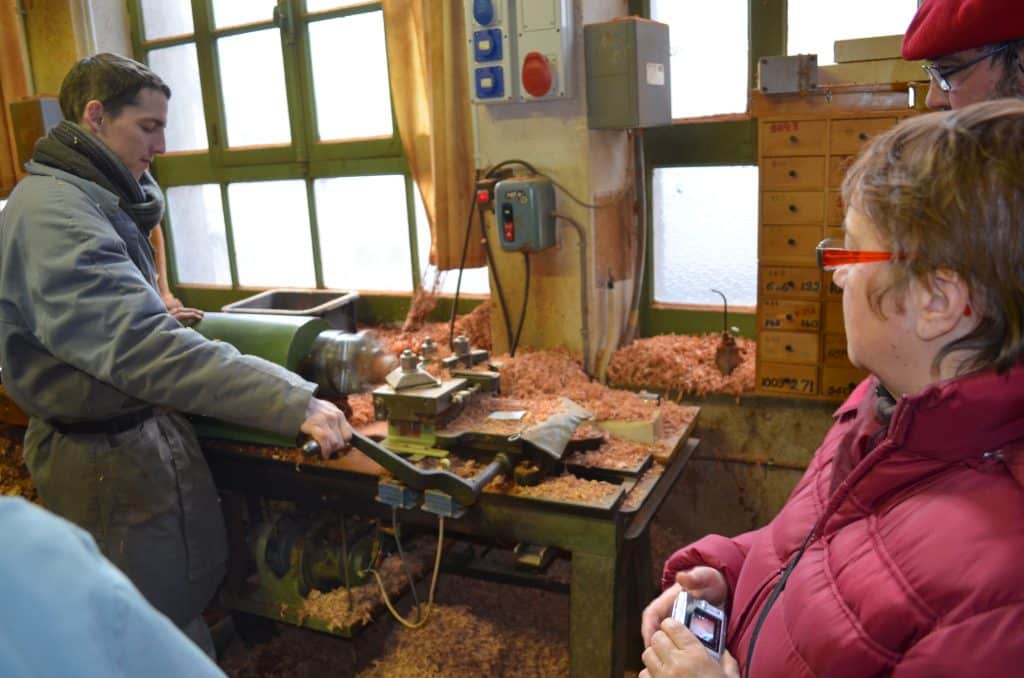 Découvrez la fabrication de la pipe de Saint-Claude